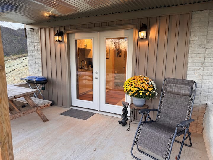 Room Under The Stars - Hillsboro, WV