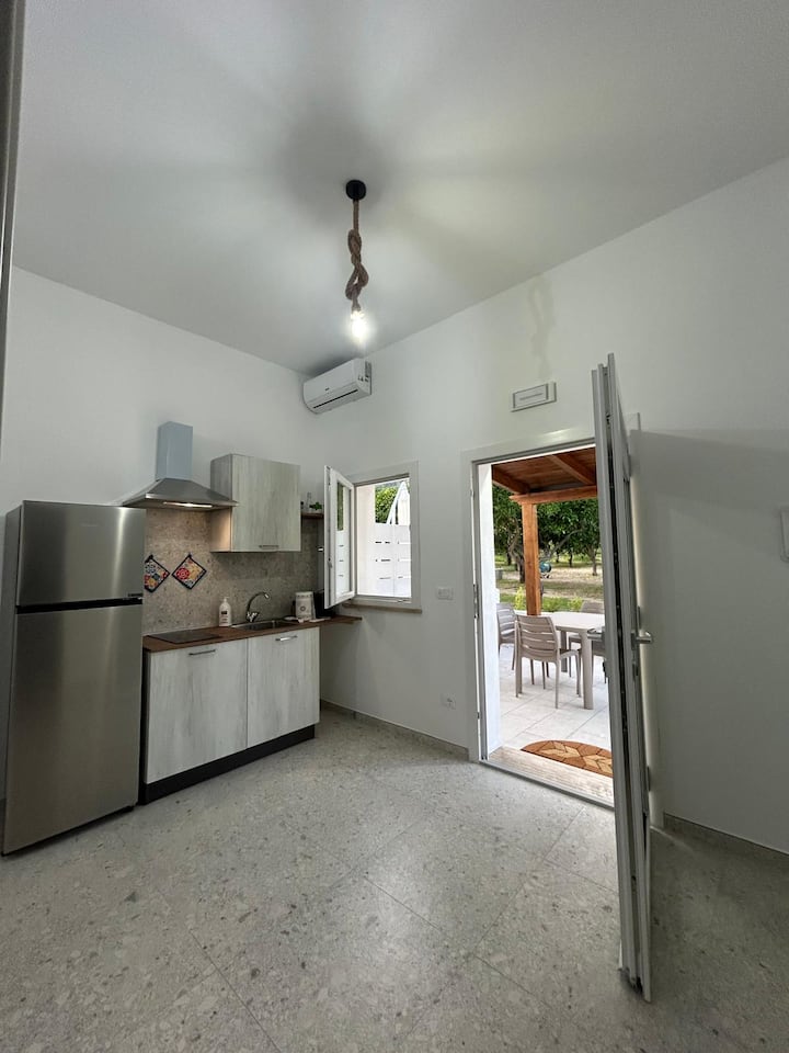 Villa Gisa-bilocale Con Bagno In Camera E Patio - Soverato