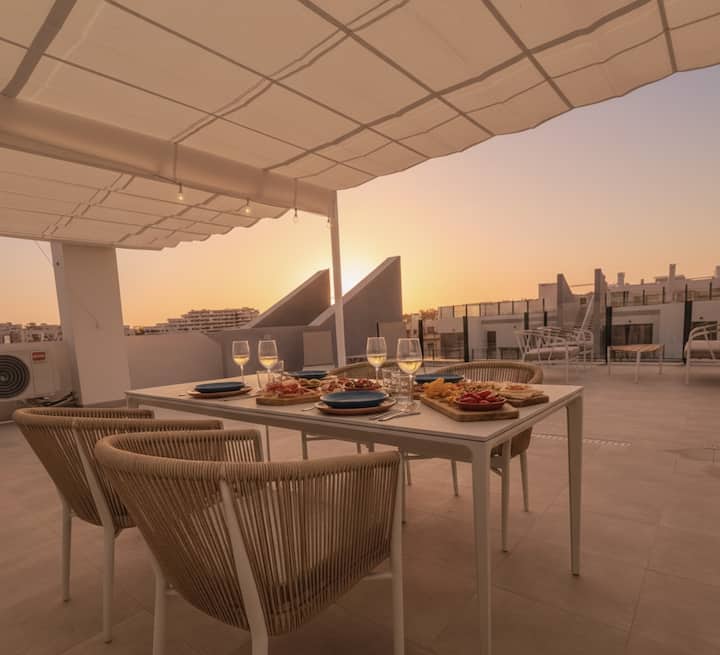 Casa Verde: Luxe Penthouse Met Ruim Dakterras - San Miguel de Salinas