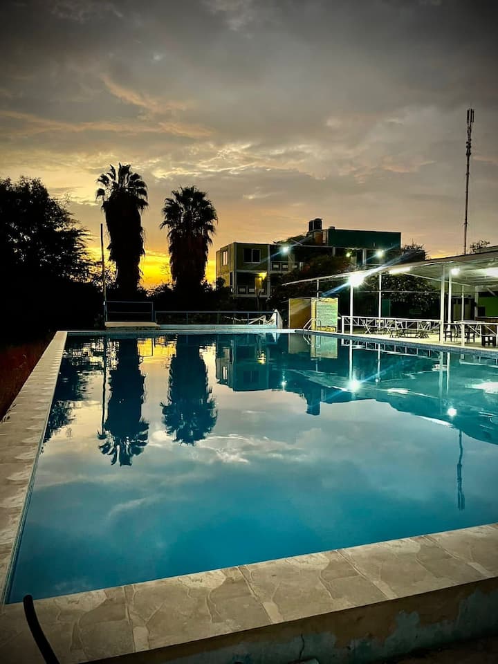 Acogedor Hotel Campestre Con Piscina - Nazca