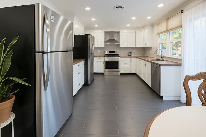 Peaceful Modern Home — Great Location! - Citrus Heights, CA