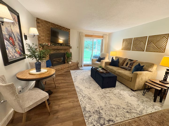 Cozy Condo 5 Minutes From Blue - The Blue Mountains
