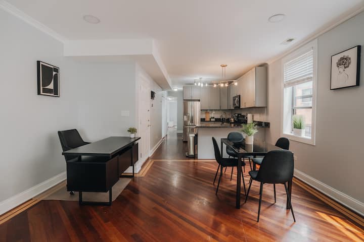 Pristine 2bd|2.5bd Duplex| Chicago| Free Parking - Evanston, IL