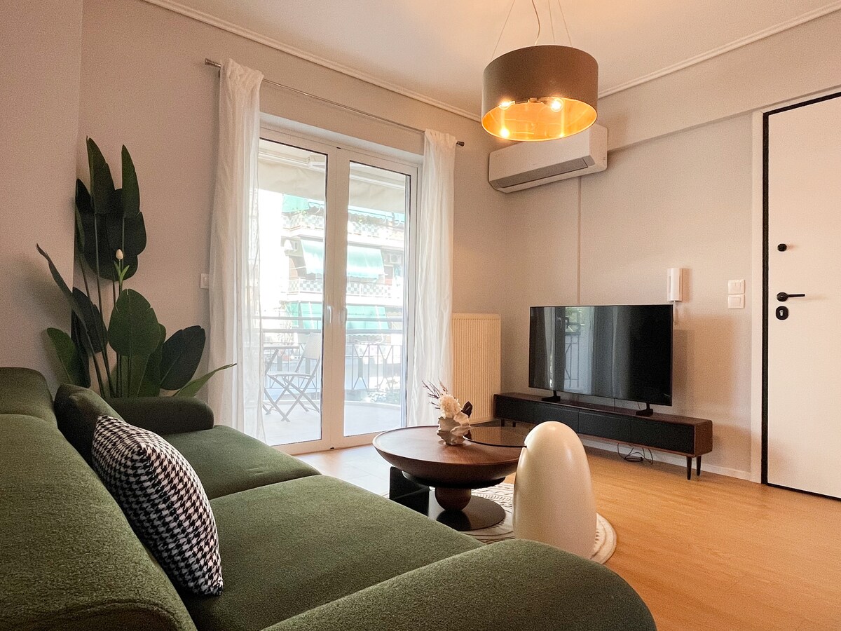 Modern Apt next to Syygrou-Fix Metro station - Apartments for Rent in ...
