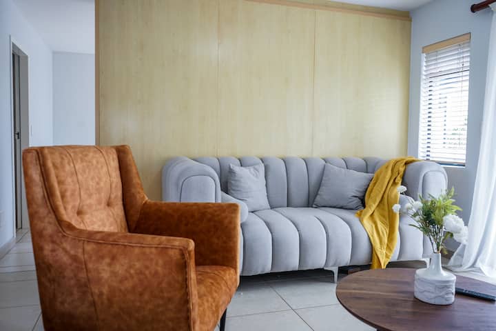 Near Canalwalk|pool & Gym|lake View|spa|fast Wi-fi - Cape Town