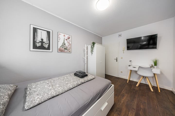 Modernes Single Apartment Xi - Halle (Saale)