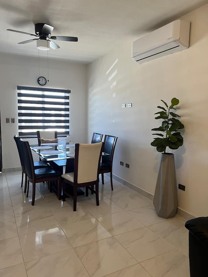 Casa Merci 
Gated Community In Town, Swimming Pool - 푸에르토 페나스코