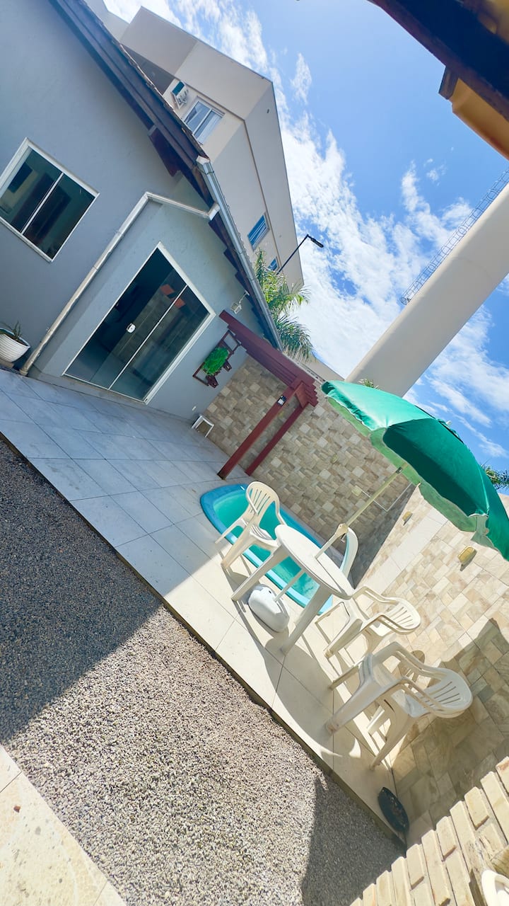 Casa Com Piscina/praia Dos Ingleses. - Florianópolis