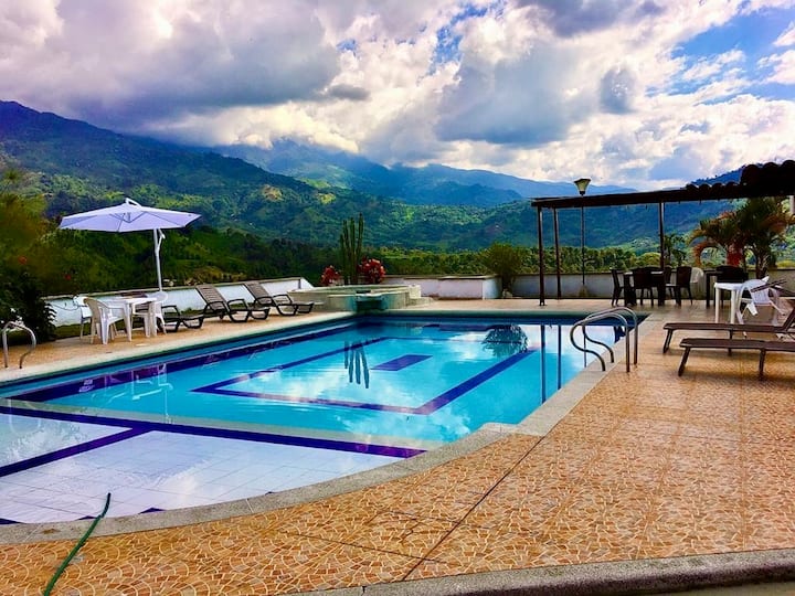 Finca San Antonio:confort Y Paisaje En El Quindio - Tolima