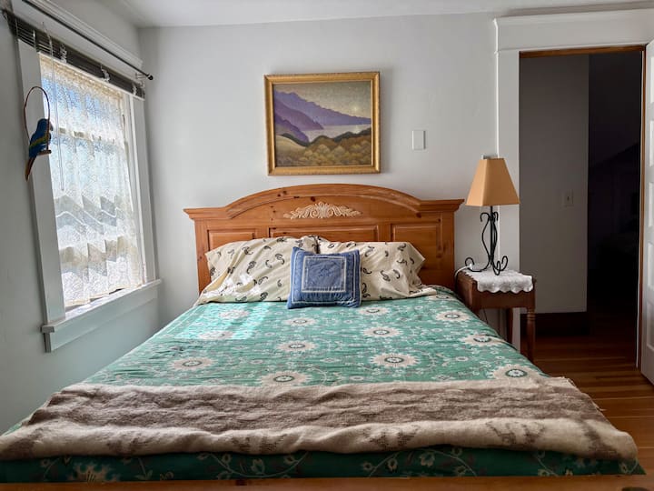 Cute, Cozy Room In Historic Bungalow - Eugene, OR