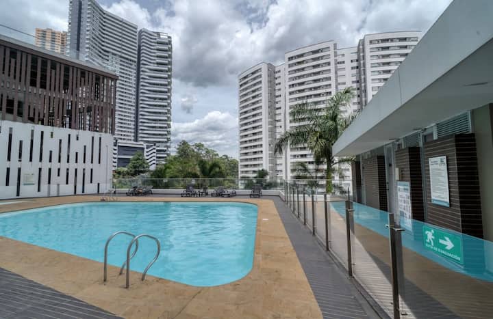 Nice View Apartment 26 Floor L Pool + Gym + Sauna - Medellín
