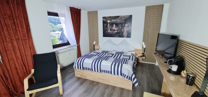 3 Zimmer Wohnung, Küche, Terrasse In Der Oberstadt - Siegen
