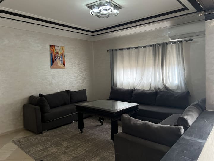 Appartement Moderne 2 Chambres Avec Balcon - Fes