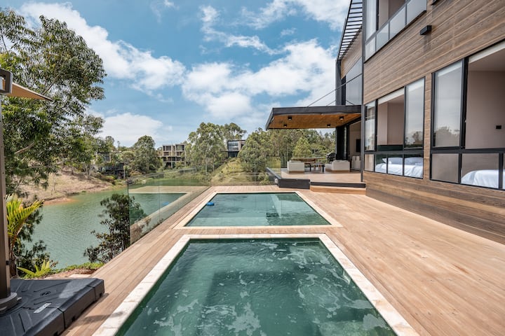 Villa De Lujo En Guatapé | Piscina & Lago - Guatape