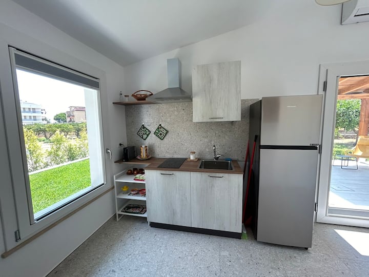 Villa Gisa: Appartamento Con Giardino E Patio - Montepaone