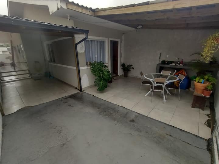 Alugo Casa A 35 Minutos Das Praias De Palhoça. - Palhoça