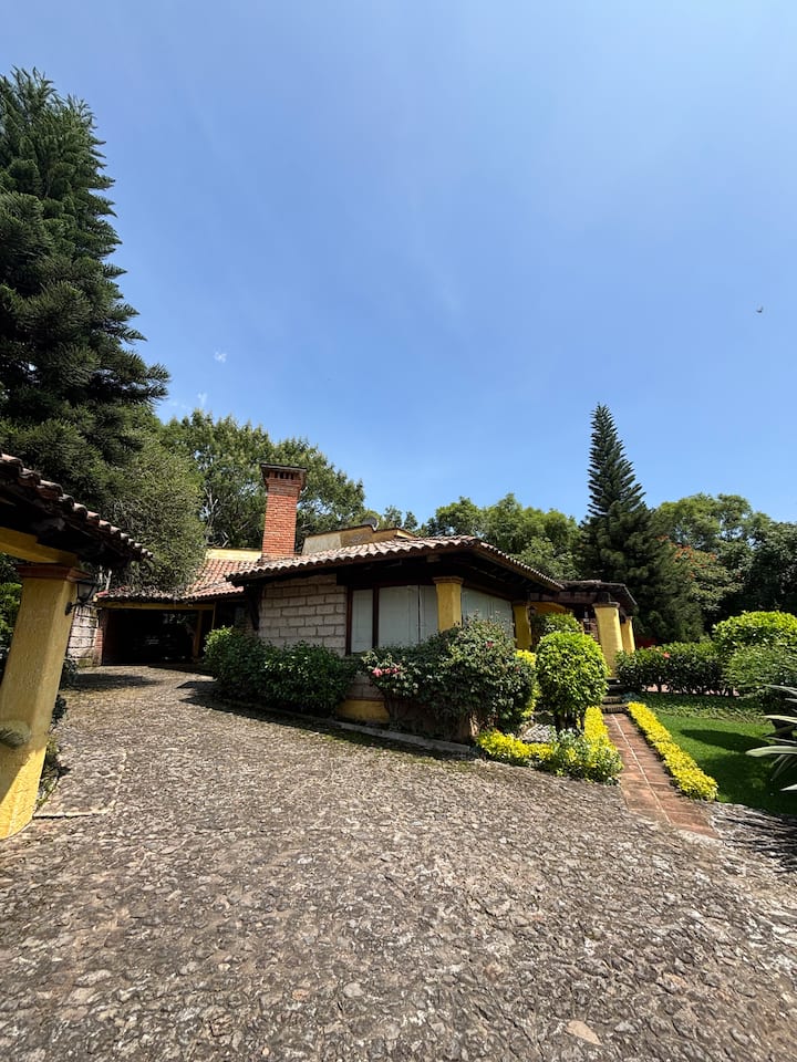Tu Paraíso Privado Con Alberca Y Cancha De Pádel - Malinalco