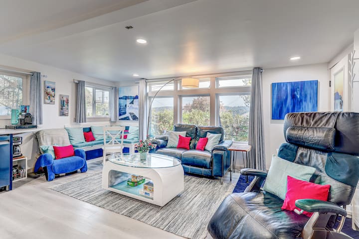 Private Garden Suite, Blue Glass Bathroom, Near Uw - Shoreline, WA