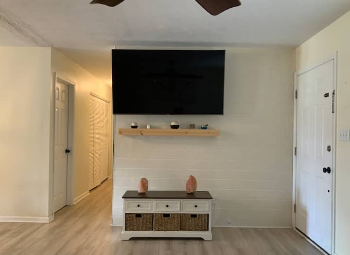 Relax And Recharge In This Cozy Home - Lexington, KY