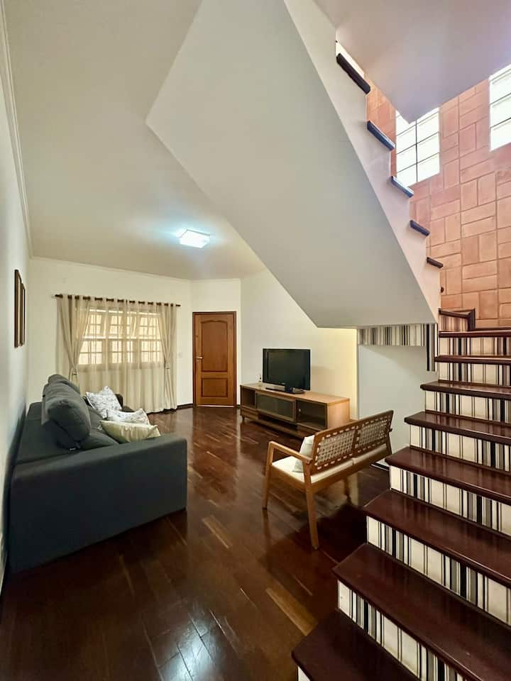 Casa Completa Com Conforto E Excelente Localização - São Carlos