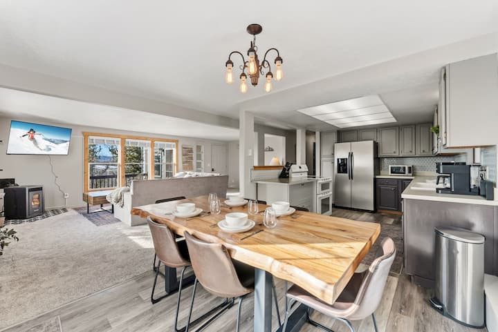 Two Cubs Cabin • In-town Fairplay With Big Views - Fairplay, CO