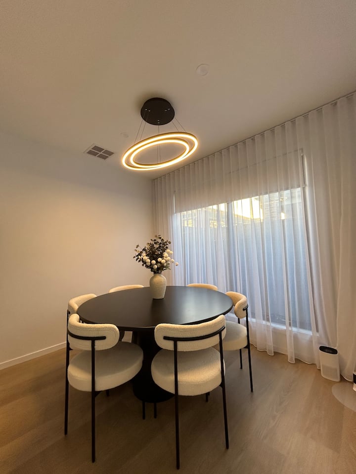 Entire Cozy Home Private Stay With 1 Bedroom - Donnybrook