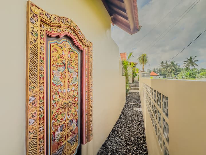 Balinese Authentic Villa 2brv - Ubud