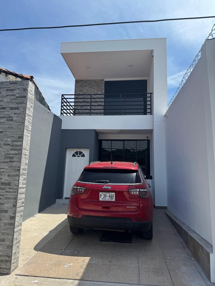 Casa Guazapa - El Salvador