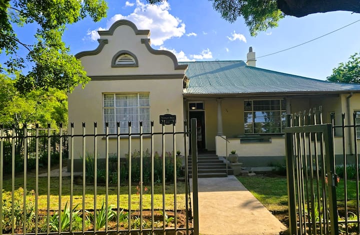 Tromp's House Historic House Of Trompsburg - Trompsburg