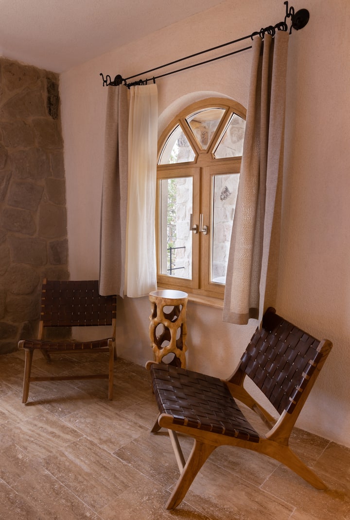 Cappadocian Charm With Sophisticated Modern Comfrt - Nevşehir
