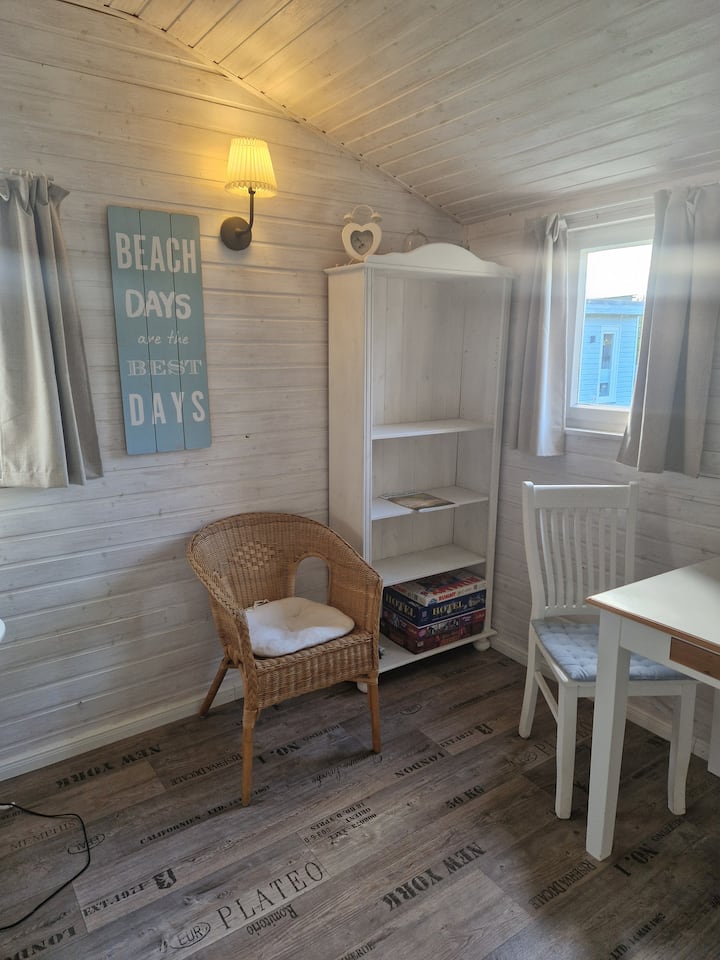 Kleines Gartenchalet - Norden