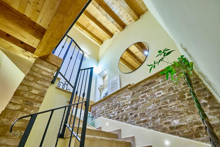 Historisches Haus Mit Terrasse & Gratis-parkplatz - Fermo