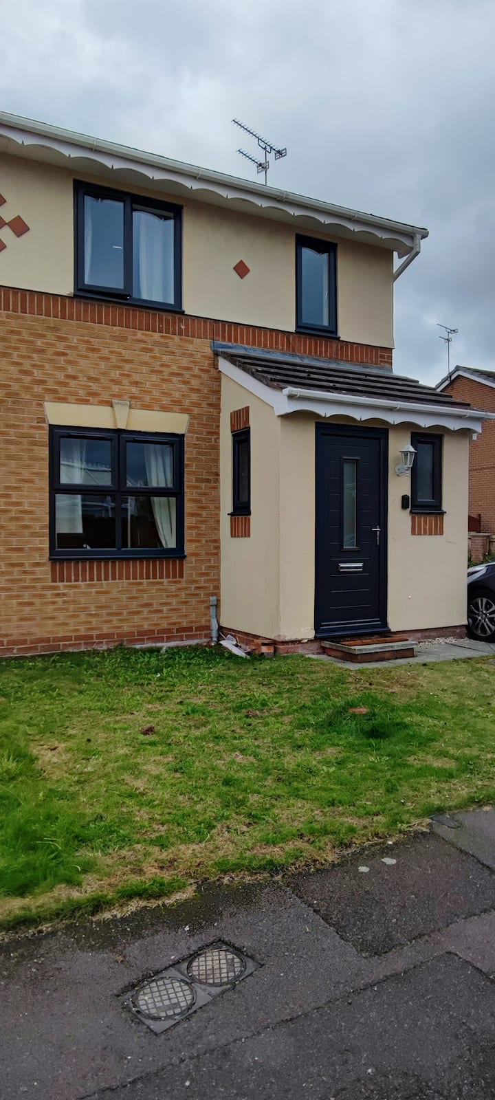3 Bed Semi Detached House Near Queens Park Crewe, - Nantwich