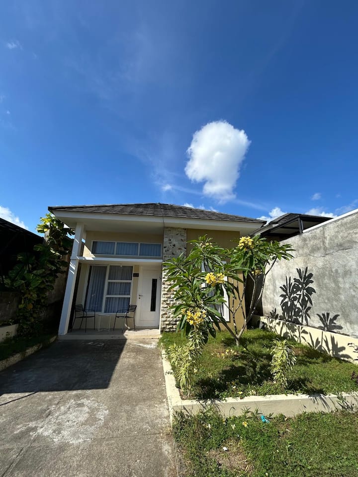 Loulou 2 Tiny House - Mataram