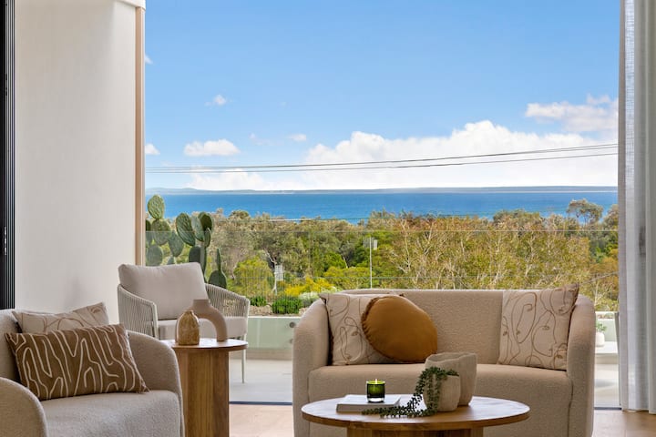 Southerly Breeze - Berry