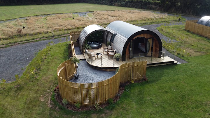 Eira • Luxury Glamping Escape • Private Hot Tub - Pembrokeshire