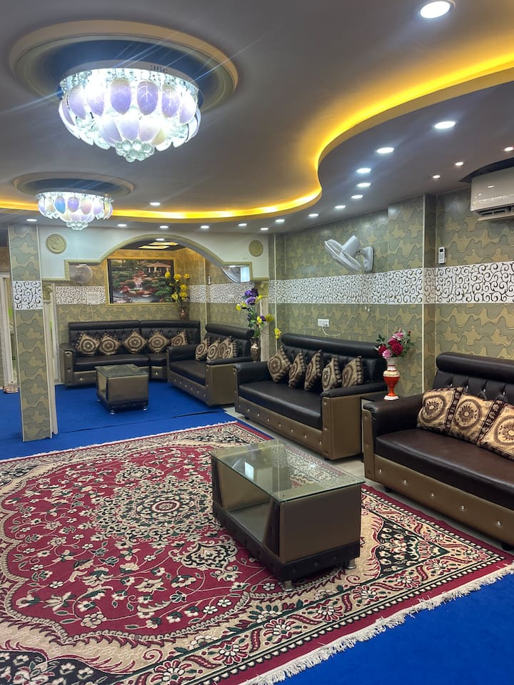 Luxury Ac 2bhk Budget Apartment In Hyd - Hyderabad