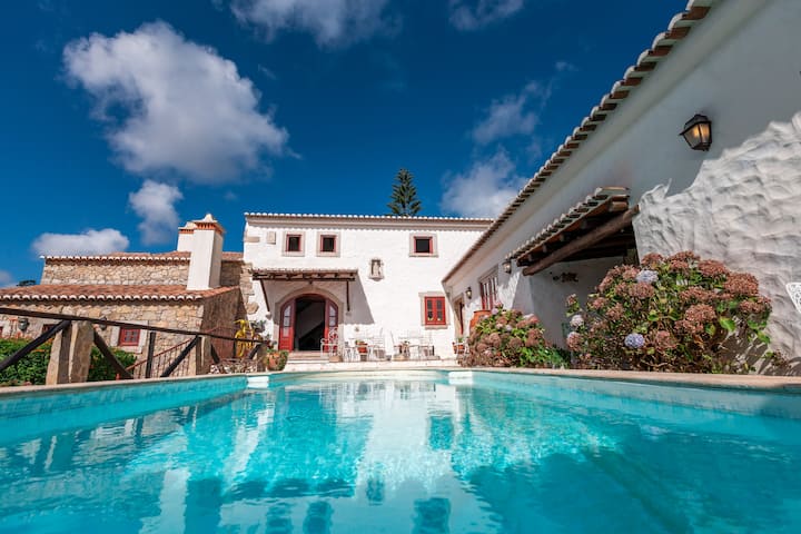 The Big House: Alto Paraíso - Óbidos