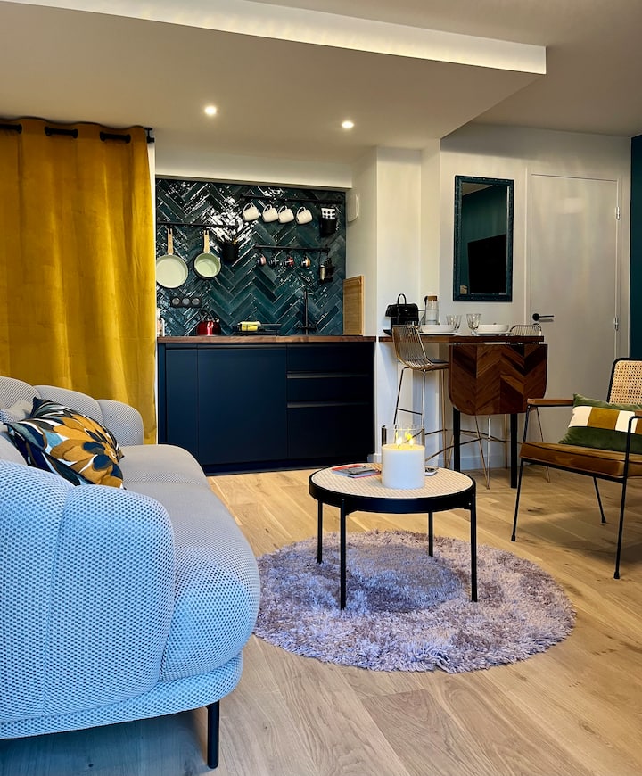 Elégant Deux Pièces Sur Le Canal Saint-martin - Rennes