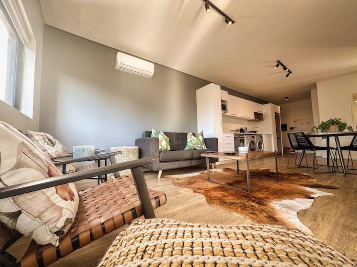 Outeniqua View Escape @ Le Jardin 304 - George