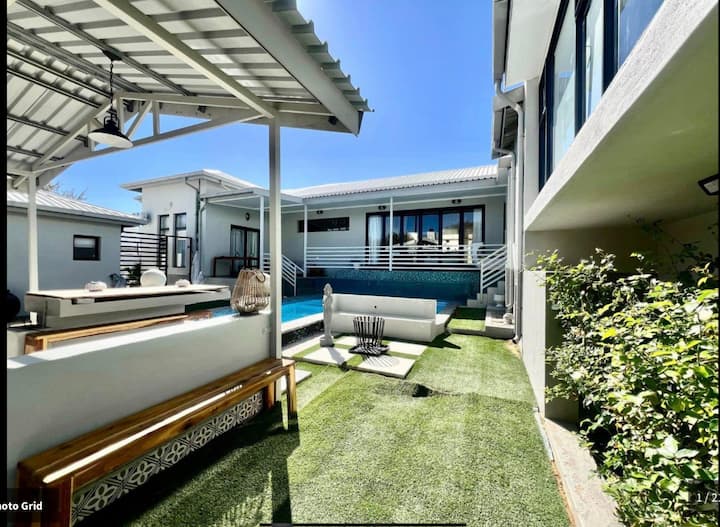Executive Luxury Living In The Heart Of Windhoek! - Windhoek