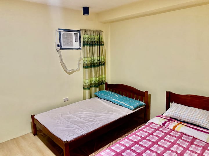 Cozy Transient Stay, Clean Rooms, Homey Comfort. - Daet
