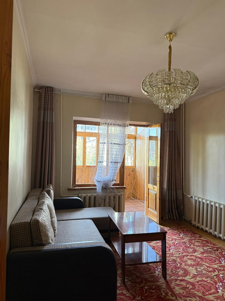 Quiet Apartment In Chieremushka, Osh - Kyrgyzstan