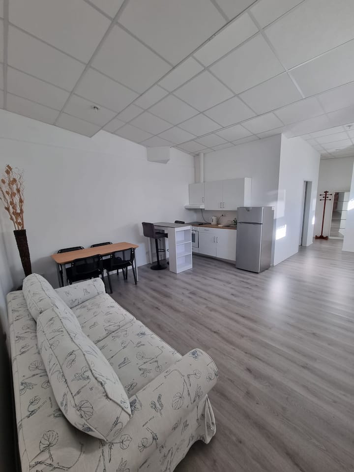 Helle, öSterreichische Natur-oase Mit Pool - Traun