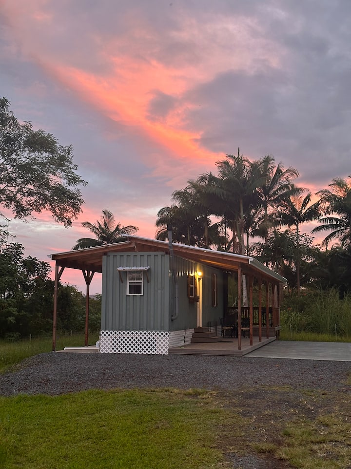 Romantic Jungle Retreat. Huge Lanai + Modern Home - Hilo, HI