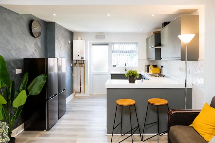 20% Off | 4br All En-suite | Near Uni & Hospital - Coventry