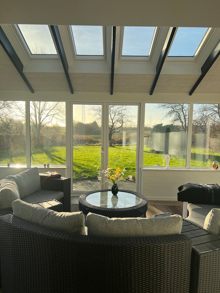 Hus Med Idyllisk Beliggenhed, Terrasse Og Grill - Esbjerg