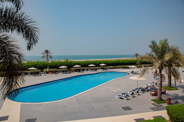 1bhk Apartment With Breathtaking Pool And Sea View - Émirats arabes unis