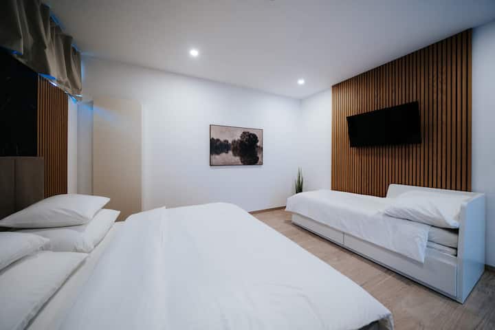 Hotel Veluna Salzburg One - Deluxe Double Room - Salzburg