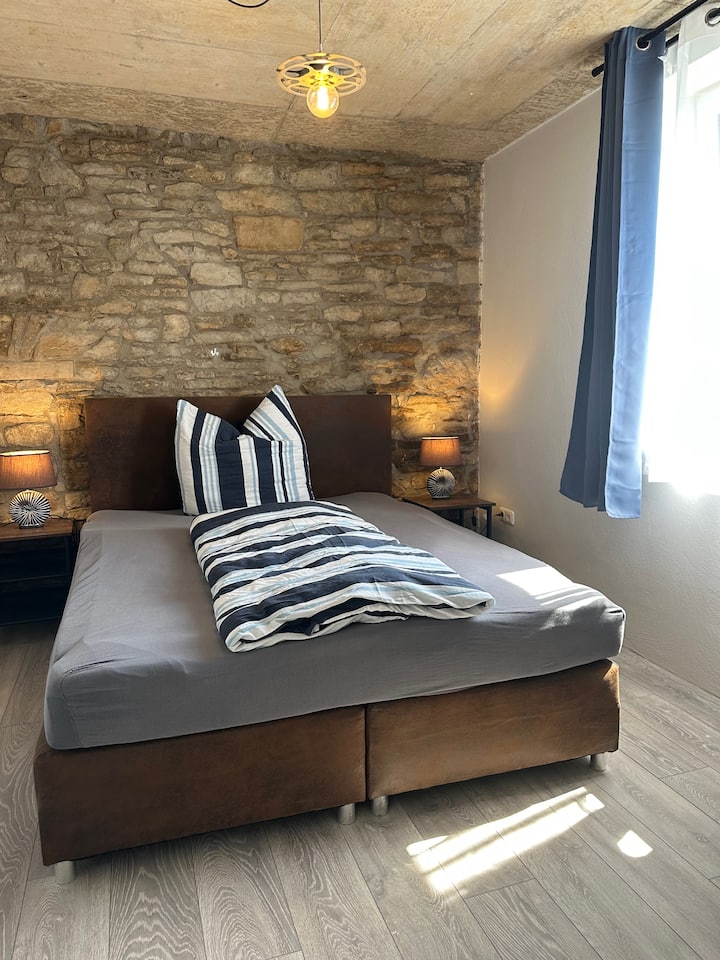 Filmreif, Hollywood Meets Urlaub+sauna+whirlpool - Hellenthal